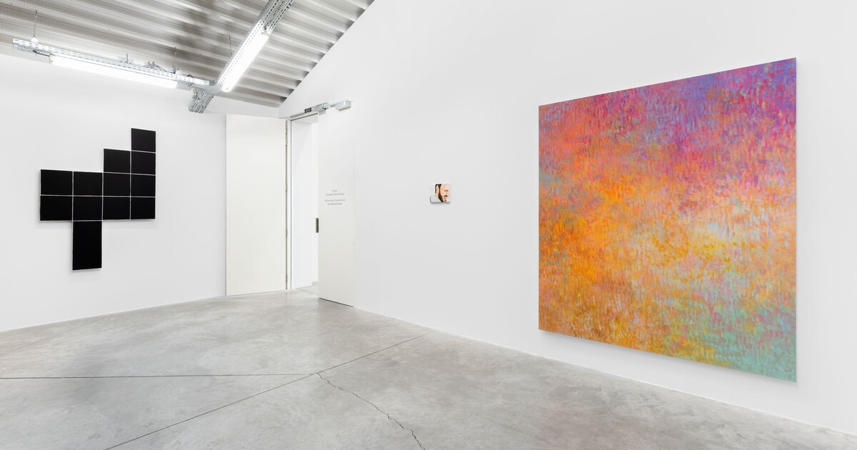 The Wall: Claire Decet, Guillaume Gelot and Jean-Baptiste Bernadet ...